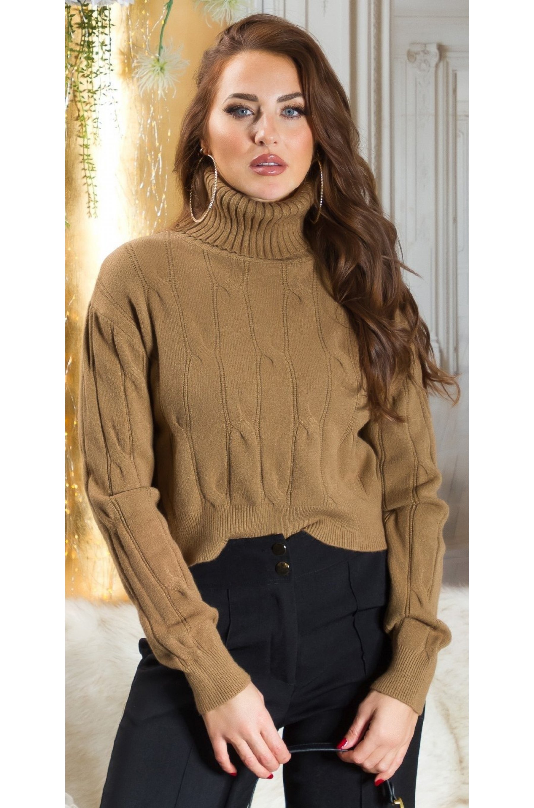 Pulover dama tricotat, scurt, vascoza cappuccino, cu guler inalt ...