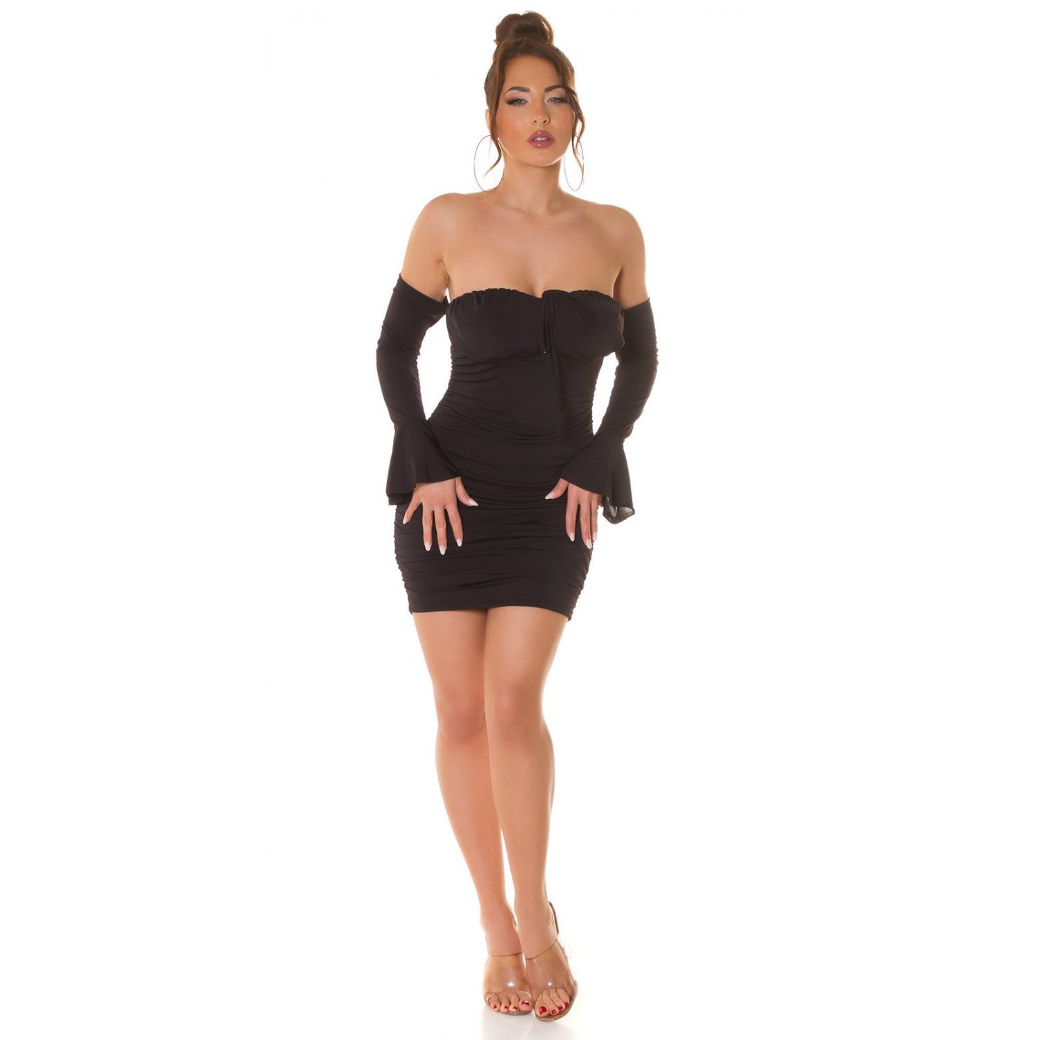 Rochie de club scurta, mulata, din nylon, neagra, cu umerii goi si ...