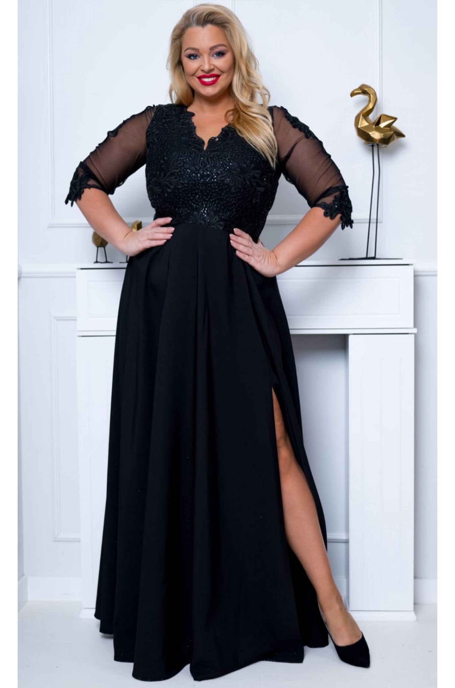 Rochie eleganta lunga XXL, din brocard, neagra, cu maneca trei sferturi ...
