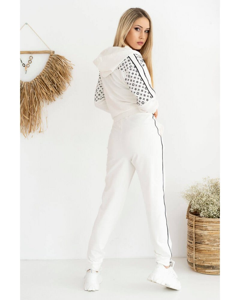 Treninguri Dama: Bumbac, Catifea, La Moda - JojoFashion.ro