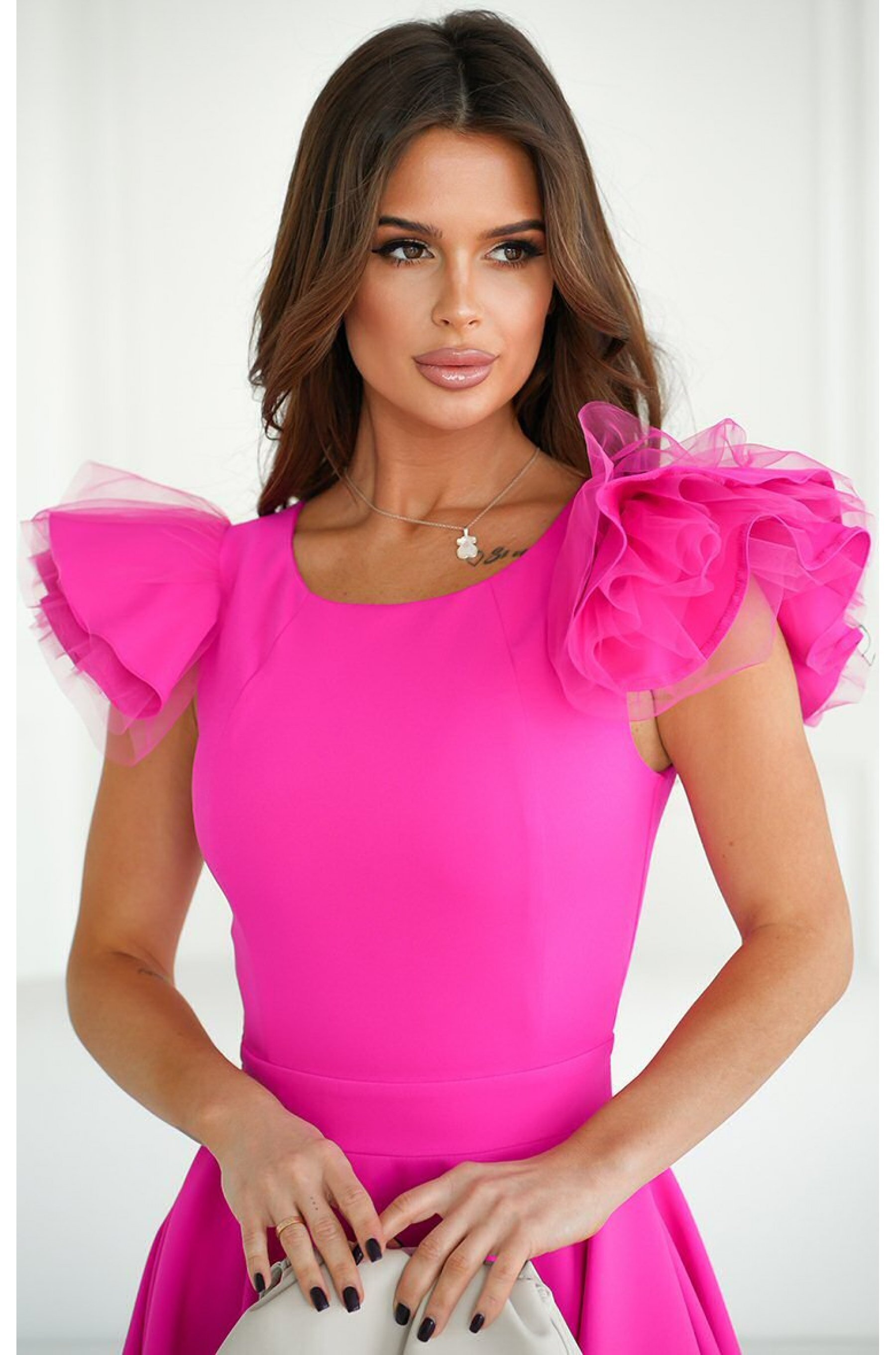 Rochie baby doll scurta roz neon din vascoza cu volan la maneca Samuela ...