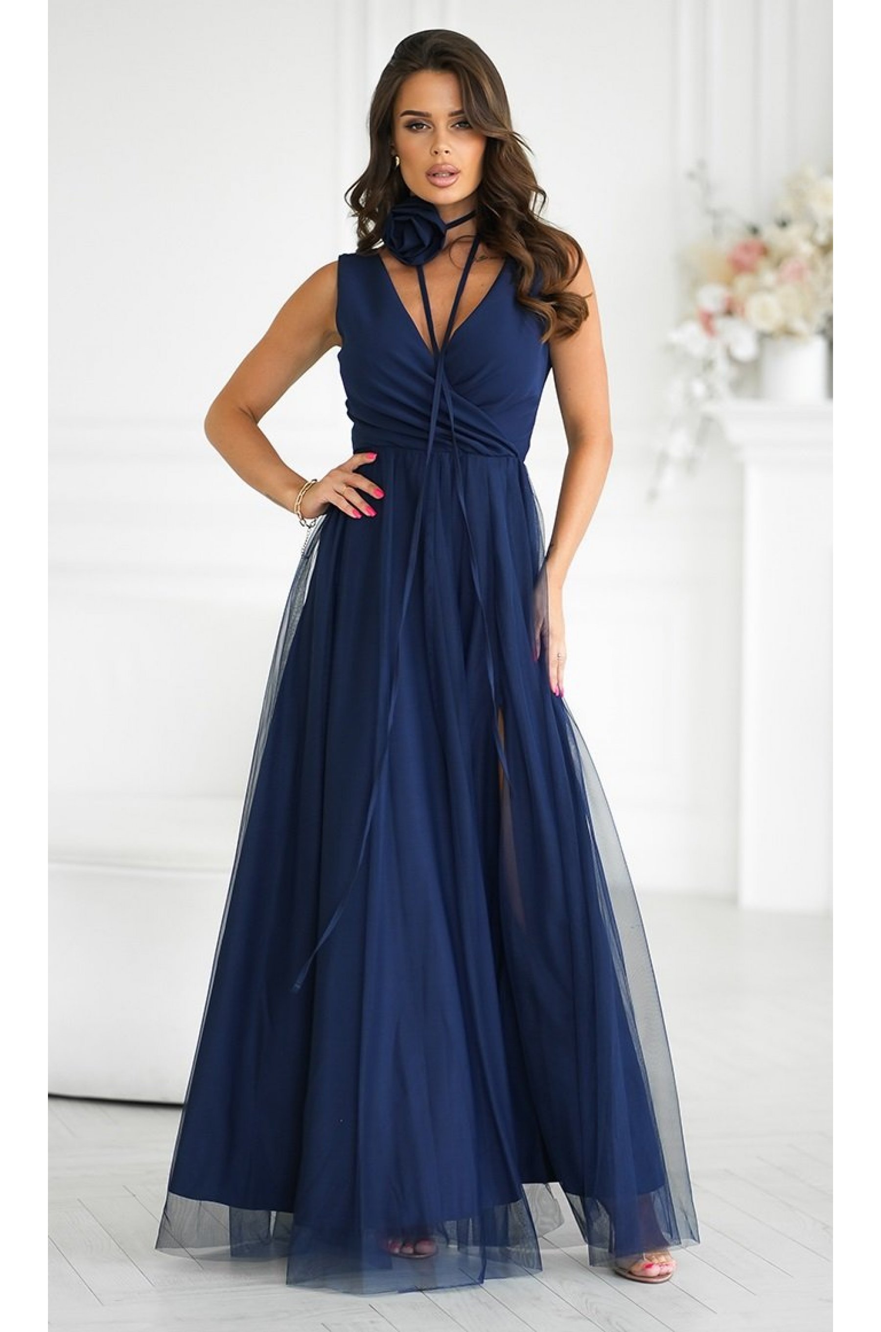 Rochie eleganta lunga bleumarin vaporoasa din tulle cu floare ...