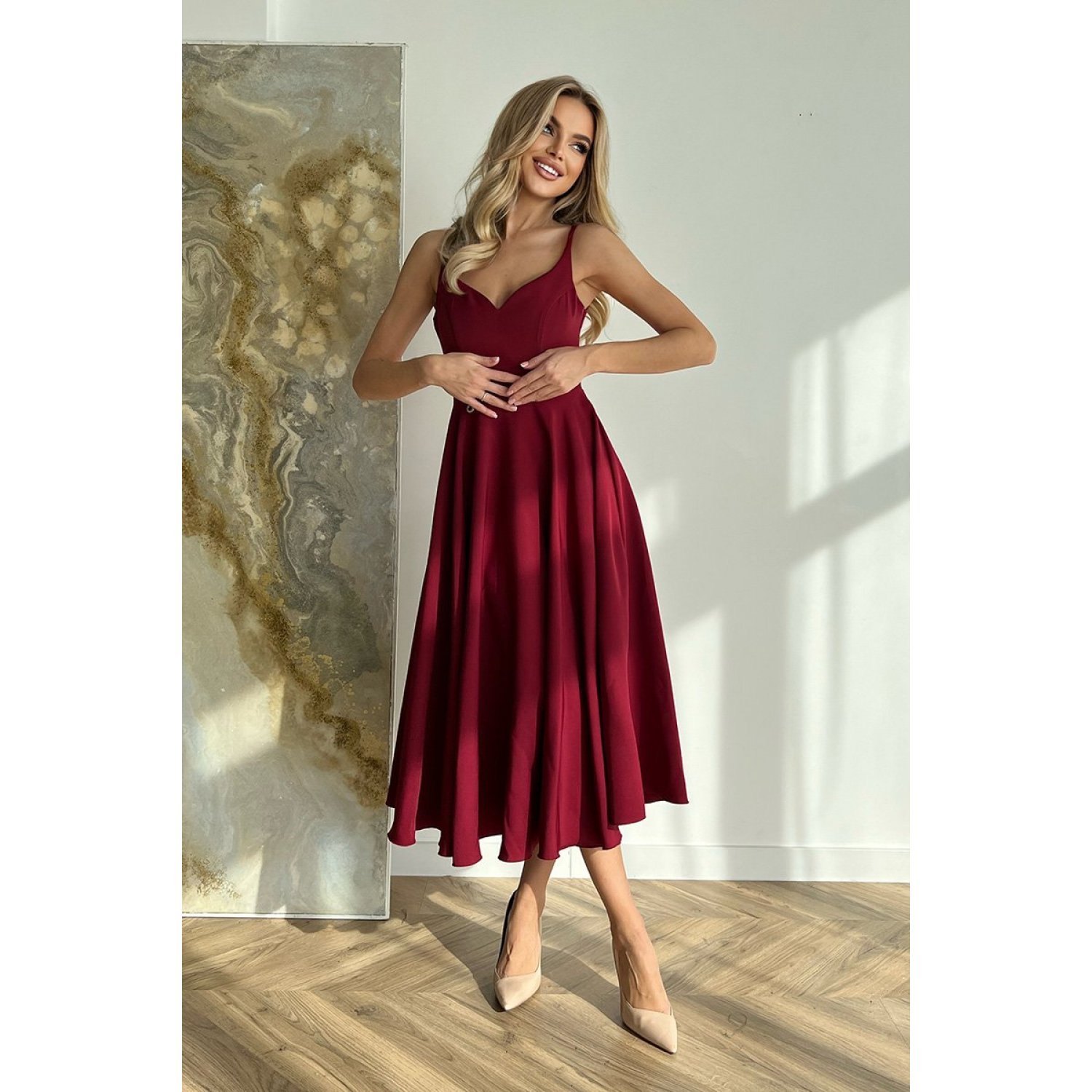 Rochie midi in clos, burgundy, cu umerii goi, vaporoasa, Fabiola ...