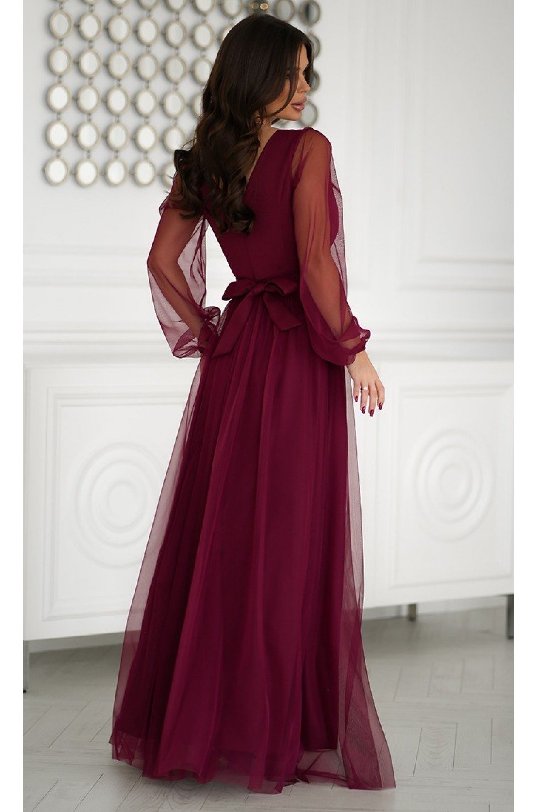 Rochie vaporoasa lunga burgundy din tulle cu maneca lunga SplendorB ...