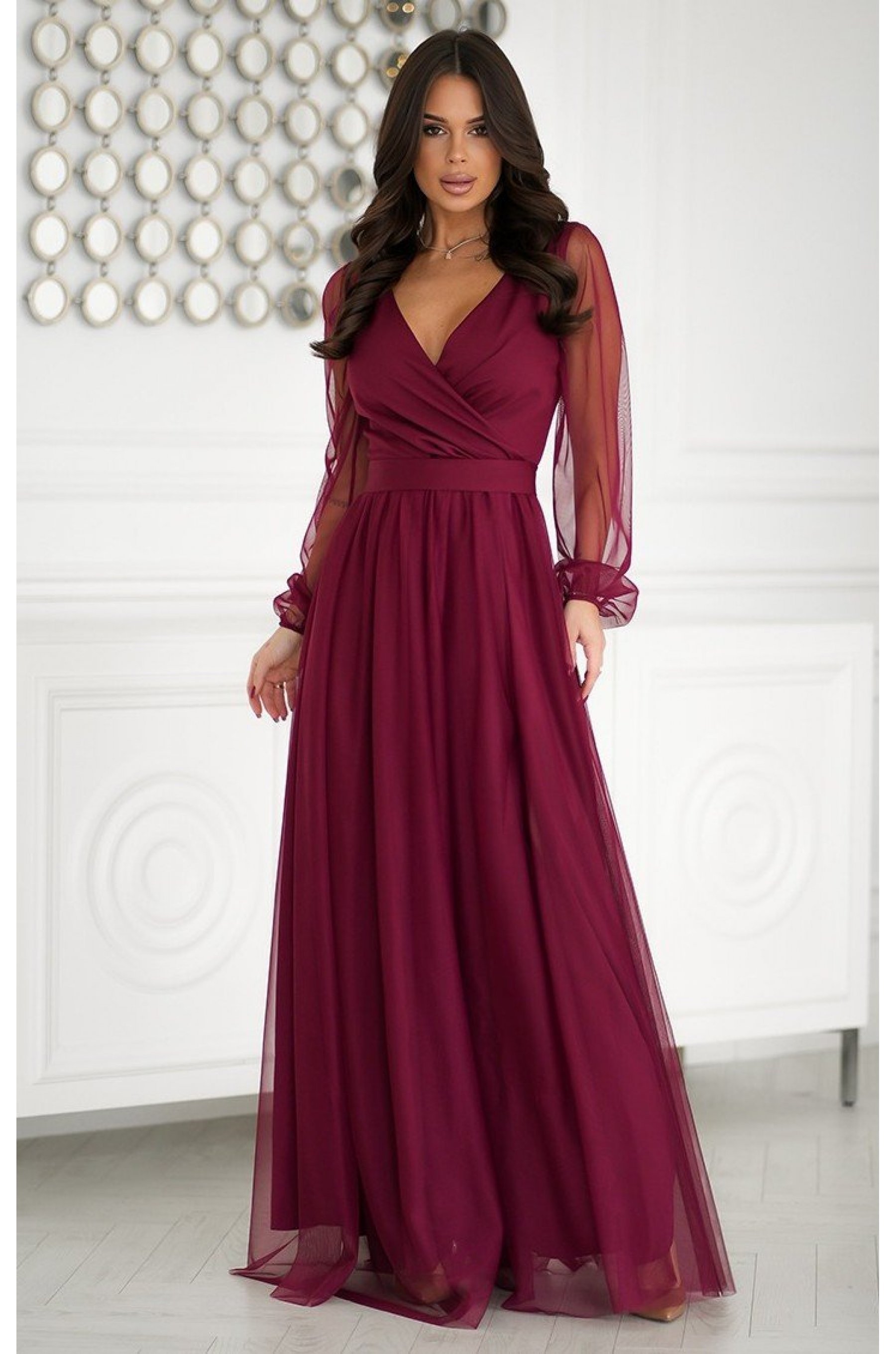 Rochie vaporoasa lunga burgundy din tulle cu maneca lunga SplendorB ...