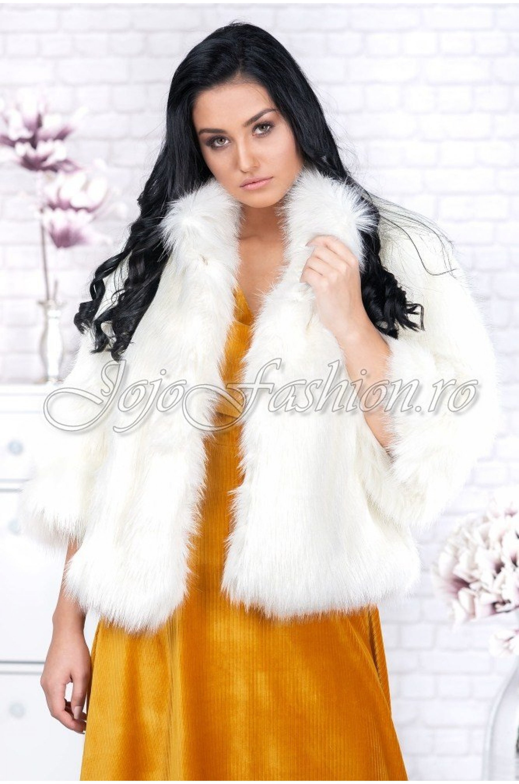 Capa dama alba din blana eco lunga Per Donna Irem - JojoFashion.ro