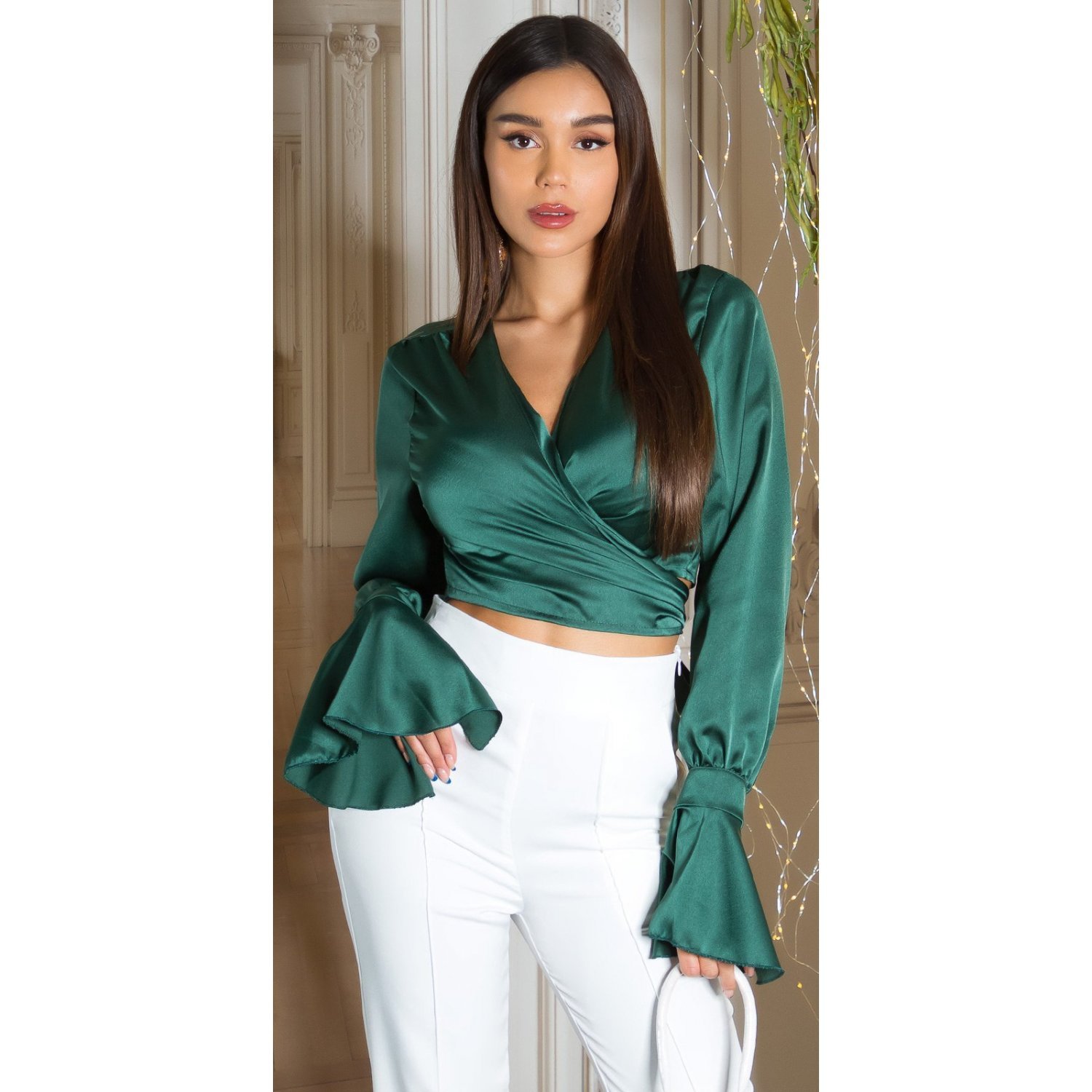 Crop top dama elegant, petrecut, din satin verde, cu maneca lunga ...
