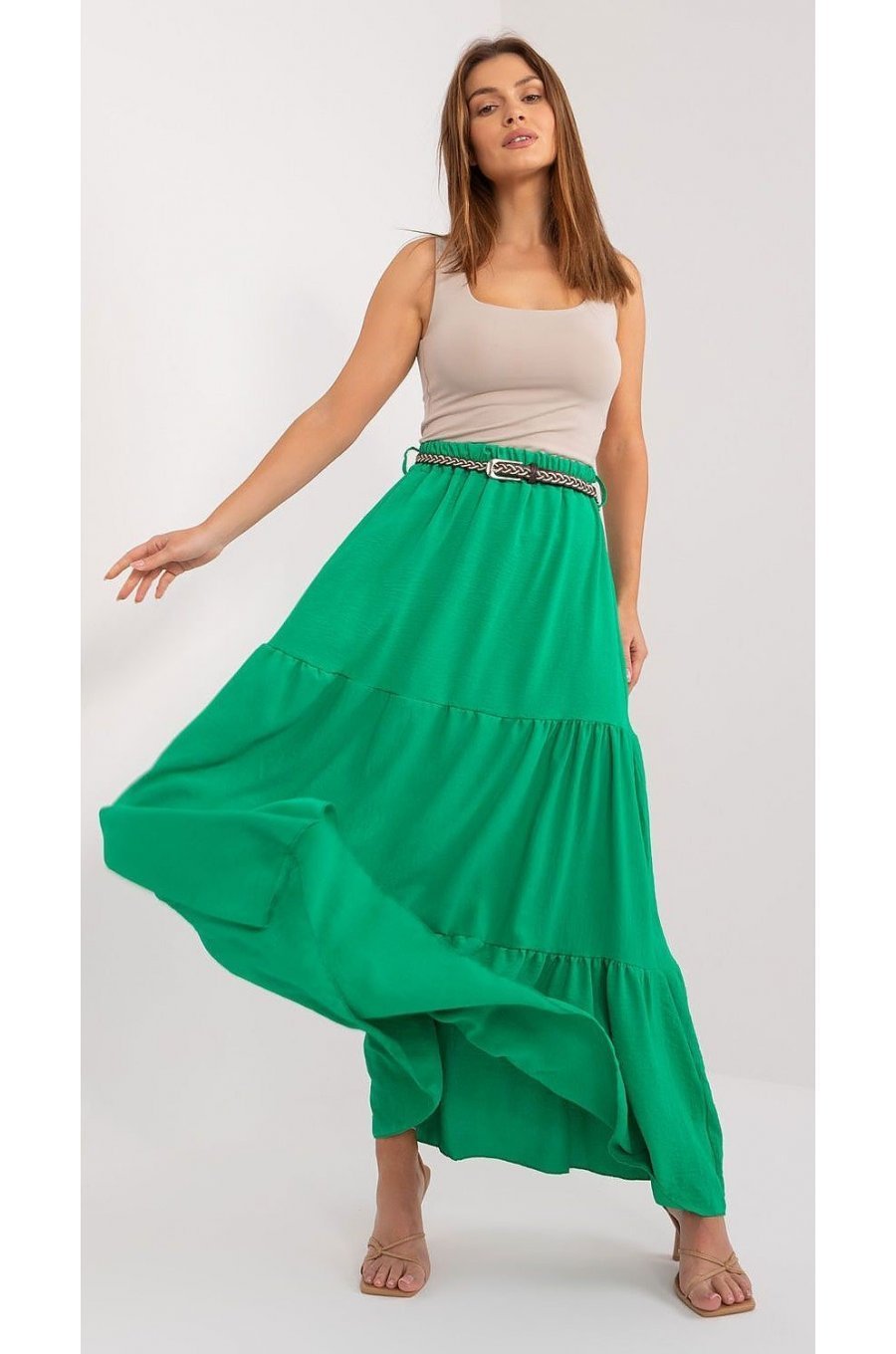 Fusta cu volane si curea, din vascoza, lunga, verde, fluida, Amrita ...