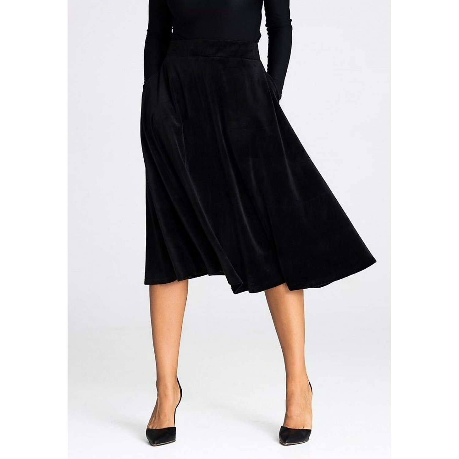 Fusta evazata din catifea, midi, neagra, cu talia inalta si buzunare ...