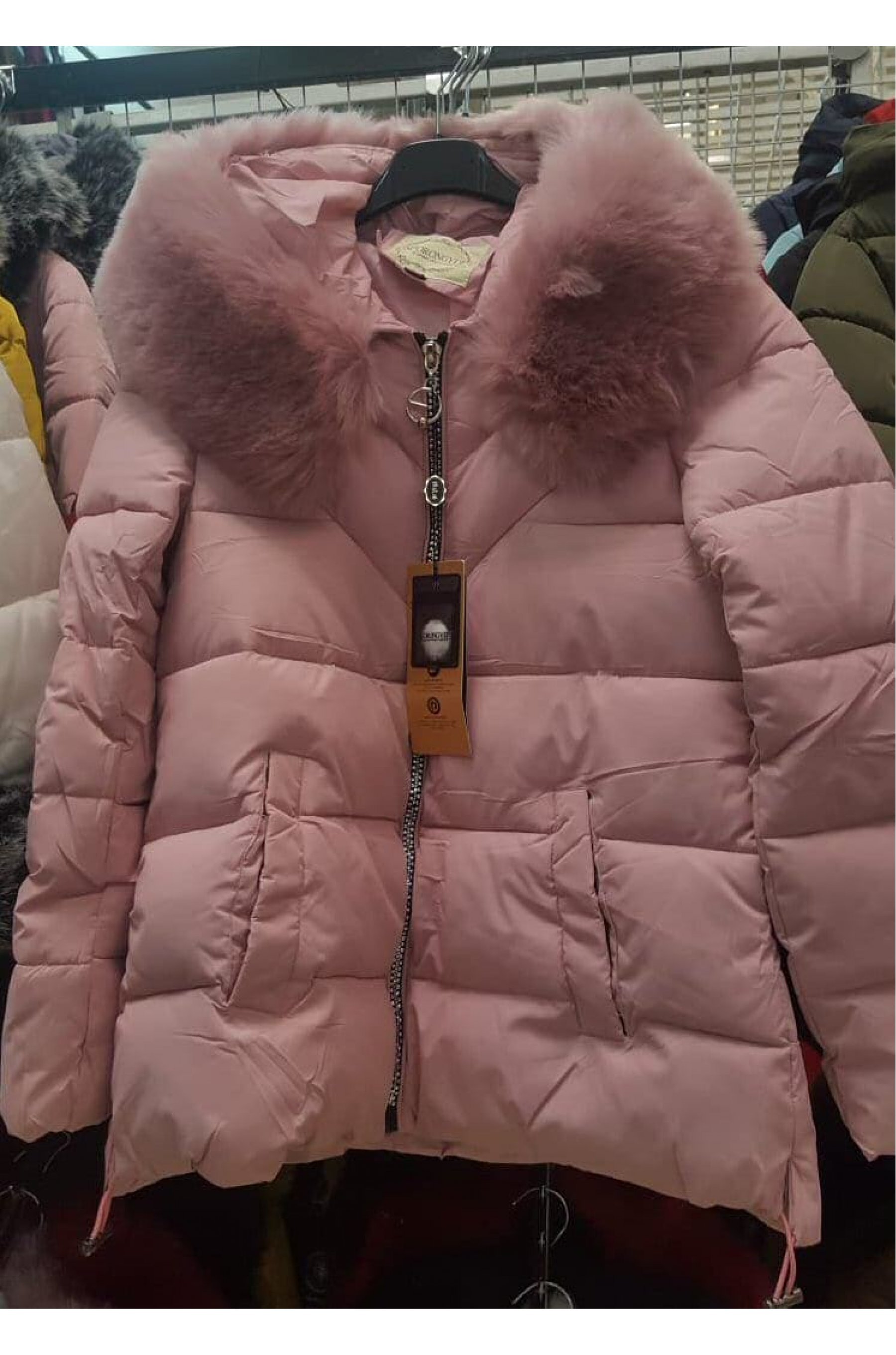 Geaca de dama roz pal cu gluga si blanita Idana - JojoFashion.ro