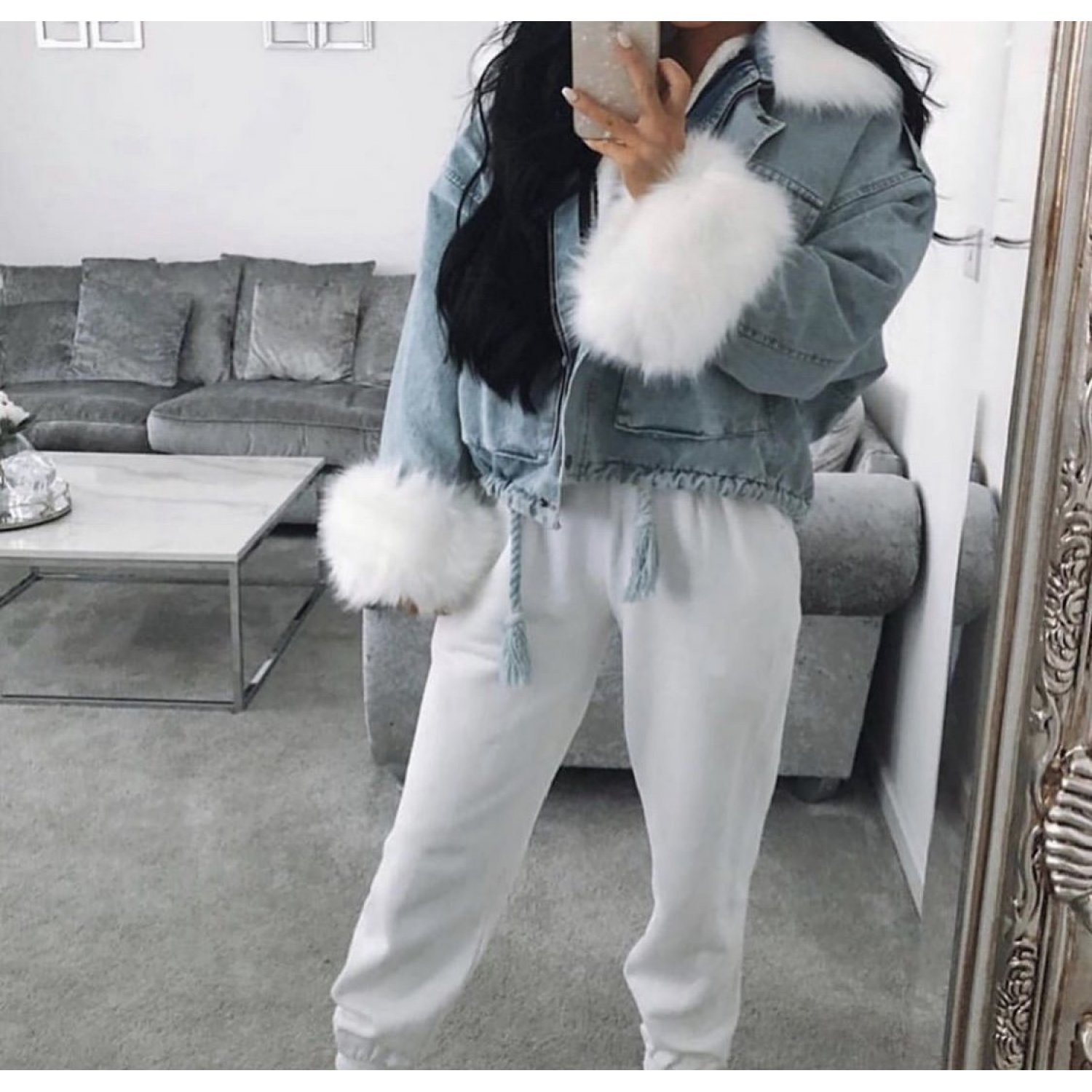 Geaca dama din denim albastru cu guler din blana eco alba Sara ...