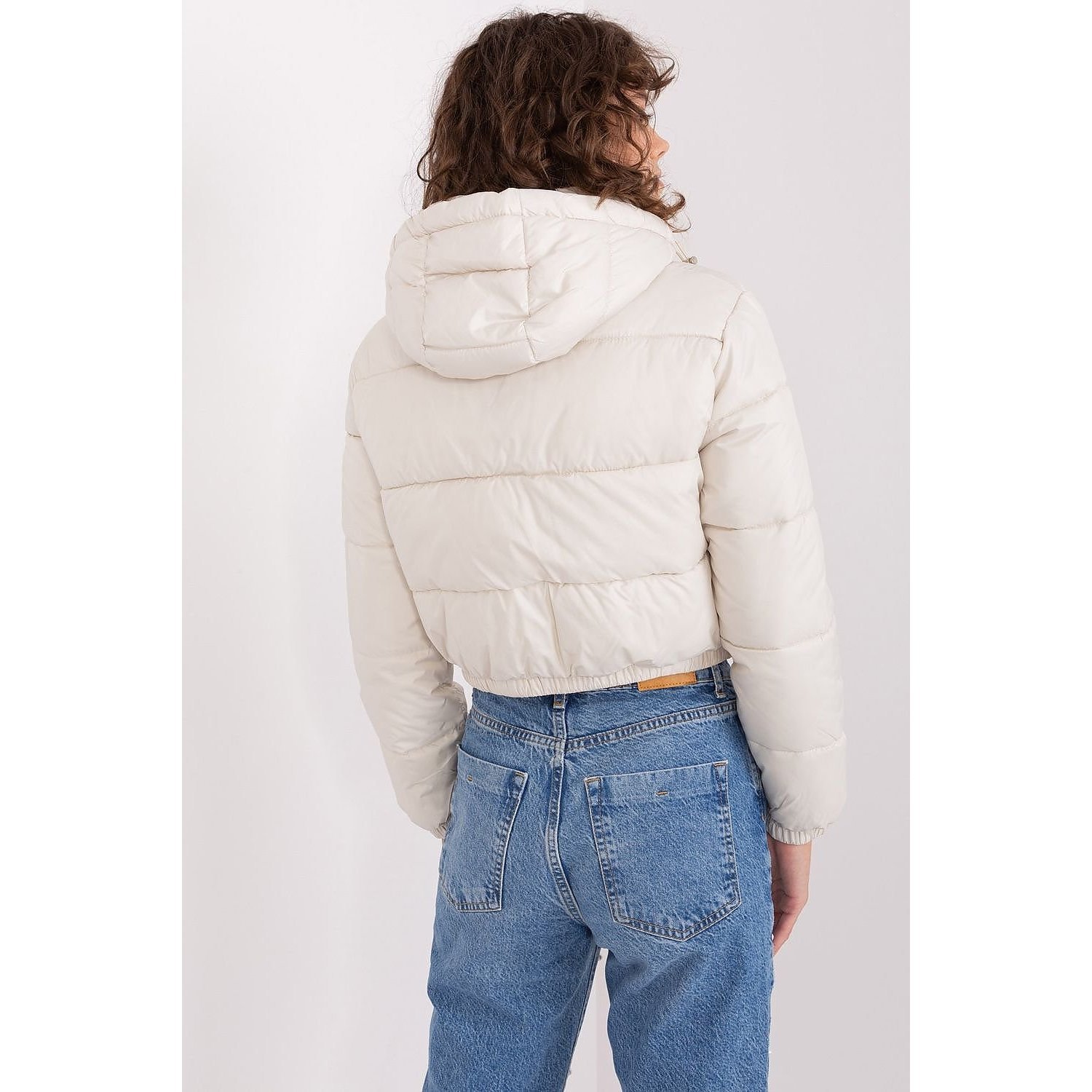 Geaca dama bomber scurta, bej, matlasata, cu gluga, Thara3 - JojoFashion.ro