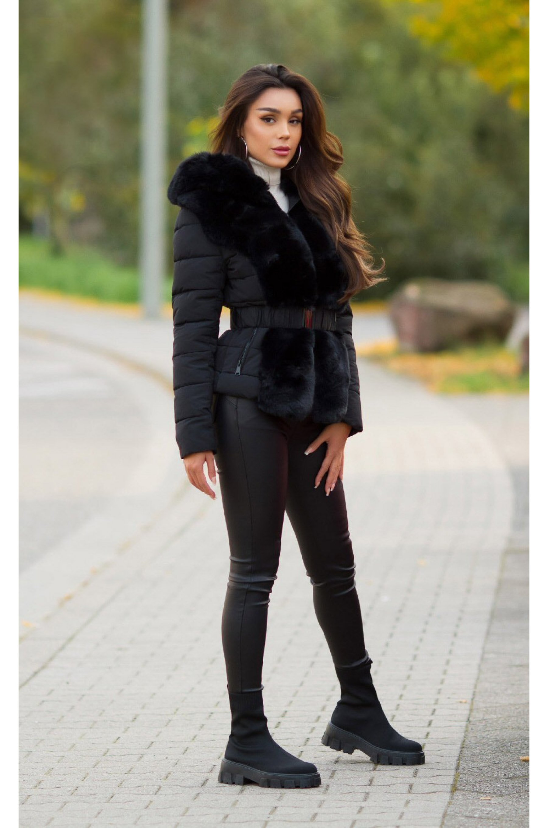 Geaca de iarna scurta, cu blana eco neagra si gluga, Irenka ...