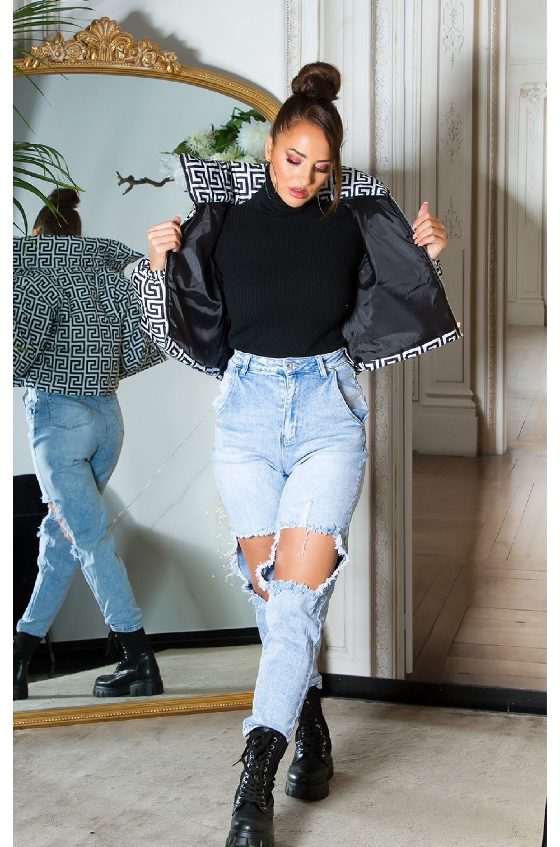 Geaca dama de iarna scurta, din nylon, alba cu print negru, bomber ...