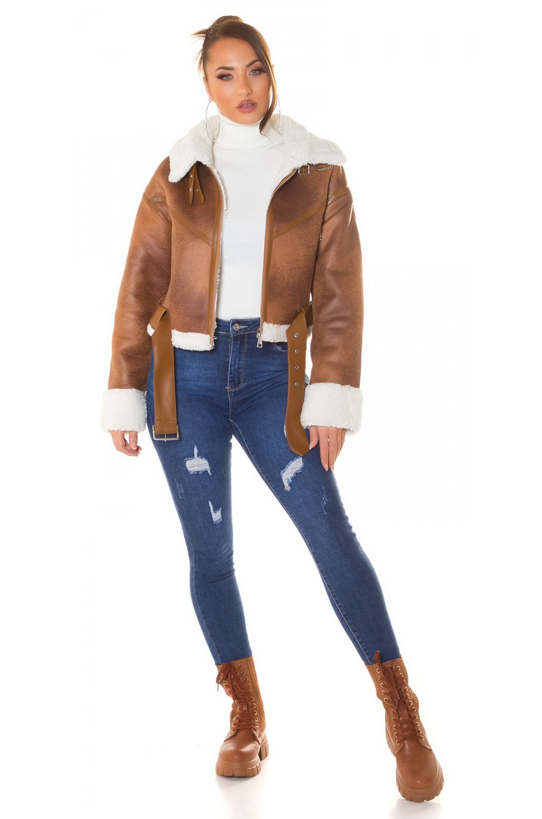 Geaca dama de iarna scurta, imitatie piele de caprioara, maro, cu blana ...