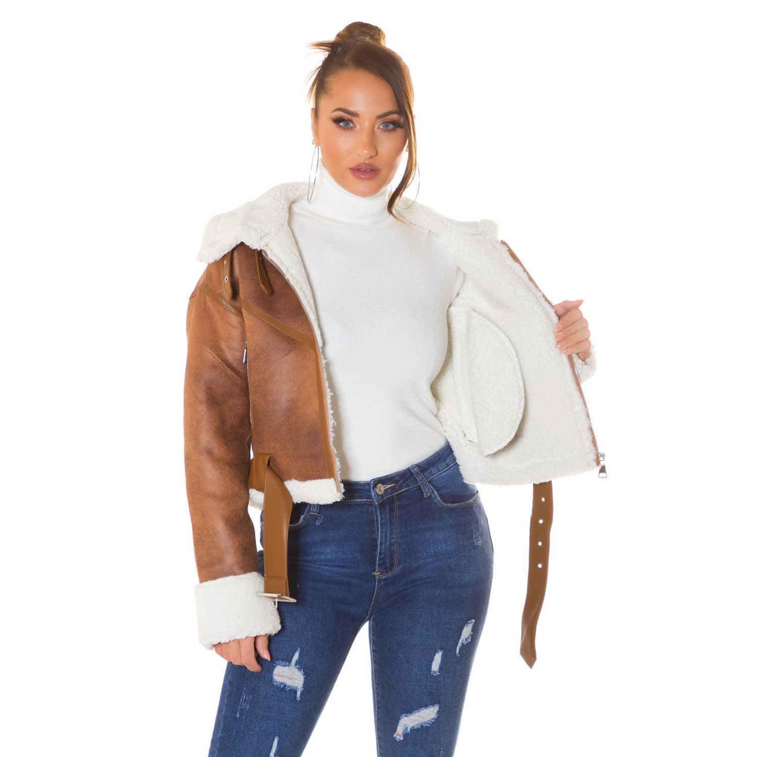 Geaca dama de iarna scurta, imitatie piele de caprioara, maro, cu blana ...