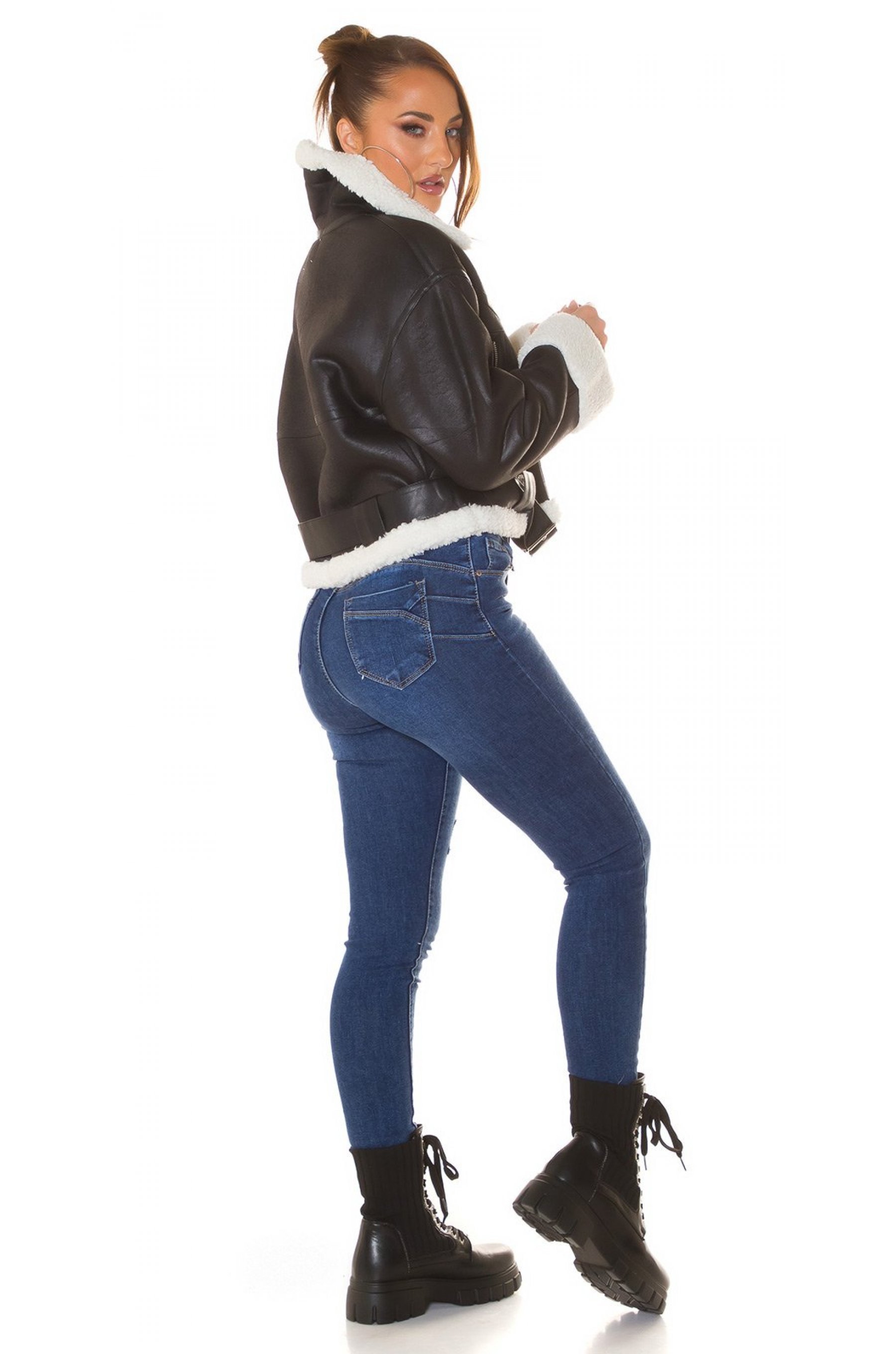 Geaca dama de iarna scurta, imitatie piele de caprioara, neagra, cu ...