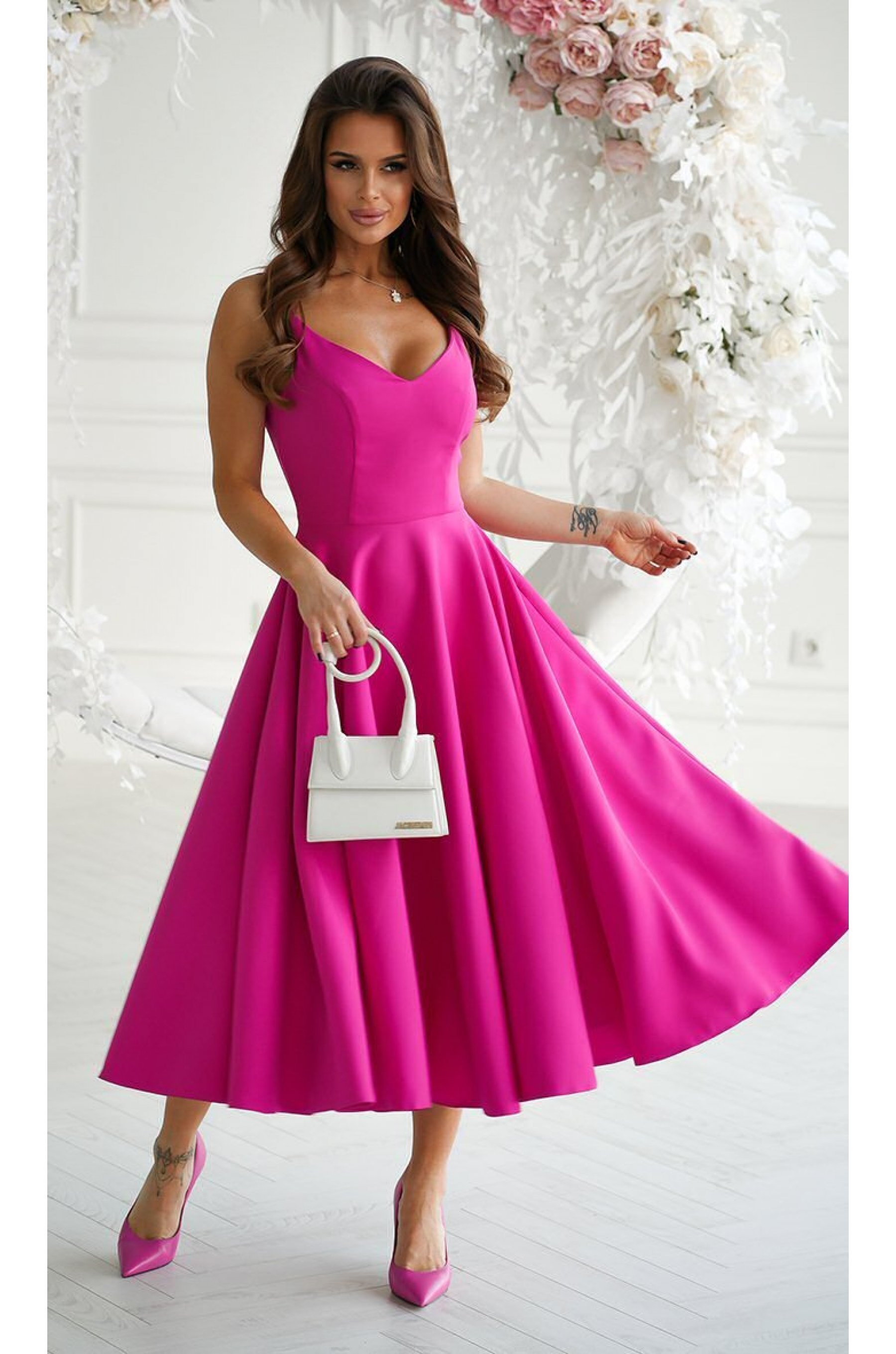 Rochie midi roz fucsia vaporoasa cu umerii goi Fabiola - JojoFashion.ro