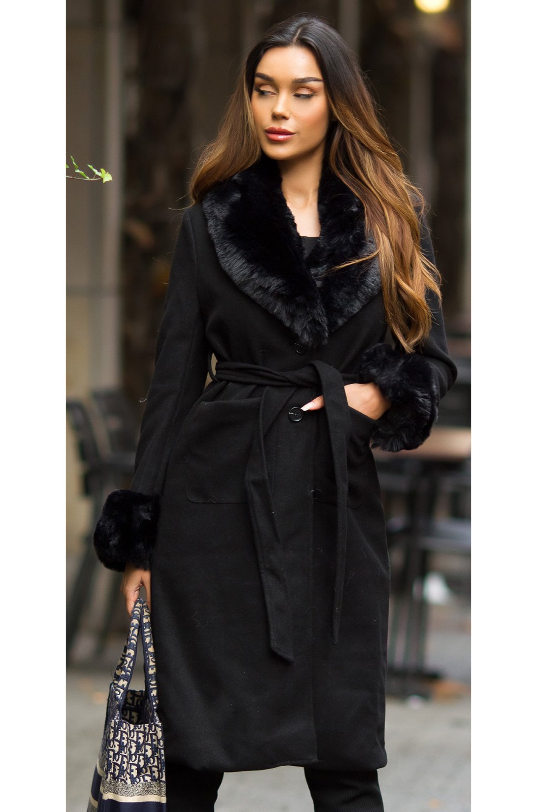 Palton dama de iarna elegant, midi, negru, cu guler din blana eco ...