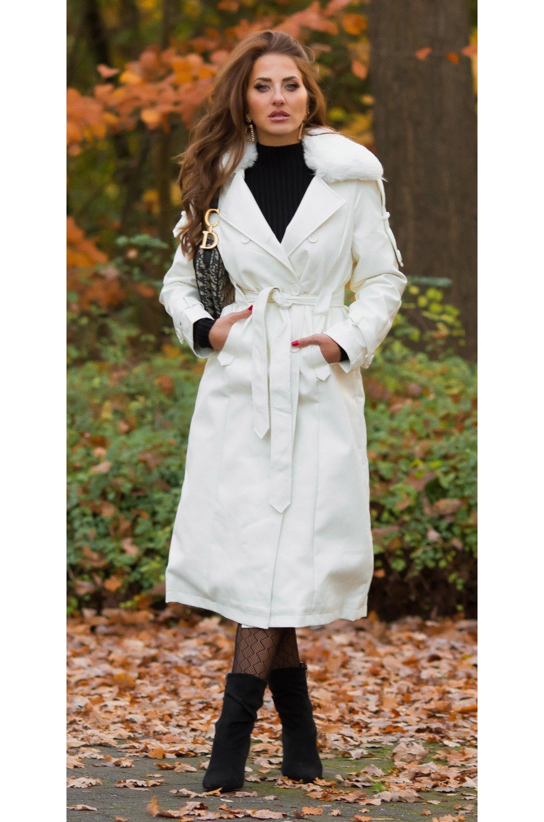 Palton dama elegant, lung, din piele eco, alb, cu guler din blana ...