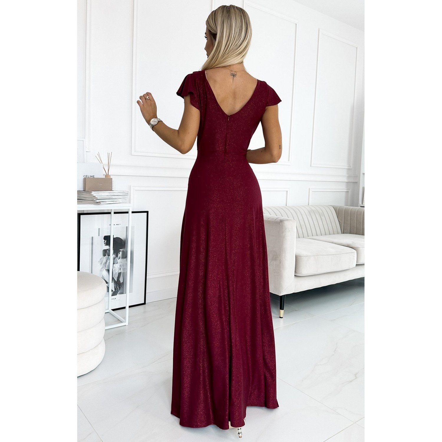 Rochie lunga burgundy din glitter petrecuta crapata pe picior ...