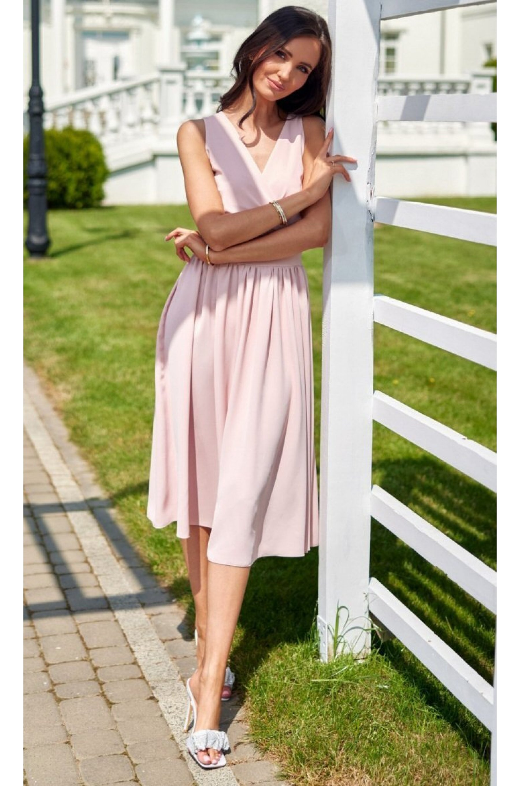 Rochie din voal roz pal vaporoasa Margie - JojoFashion.ro