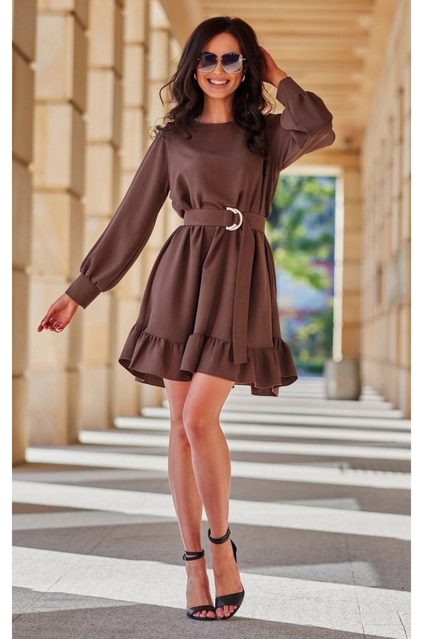 Rochie scurta maro cu maneca lunga si volan SintraR - JojoFashion.ro