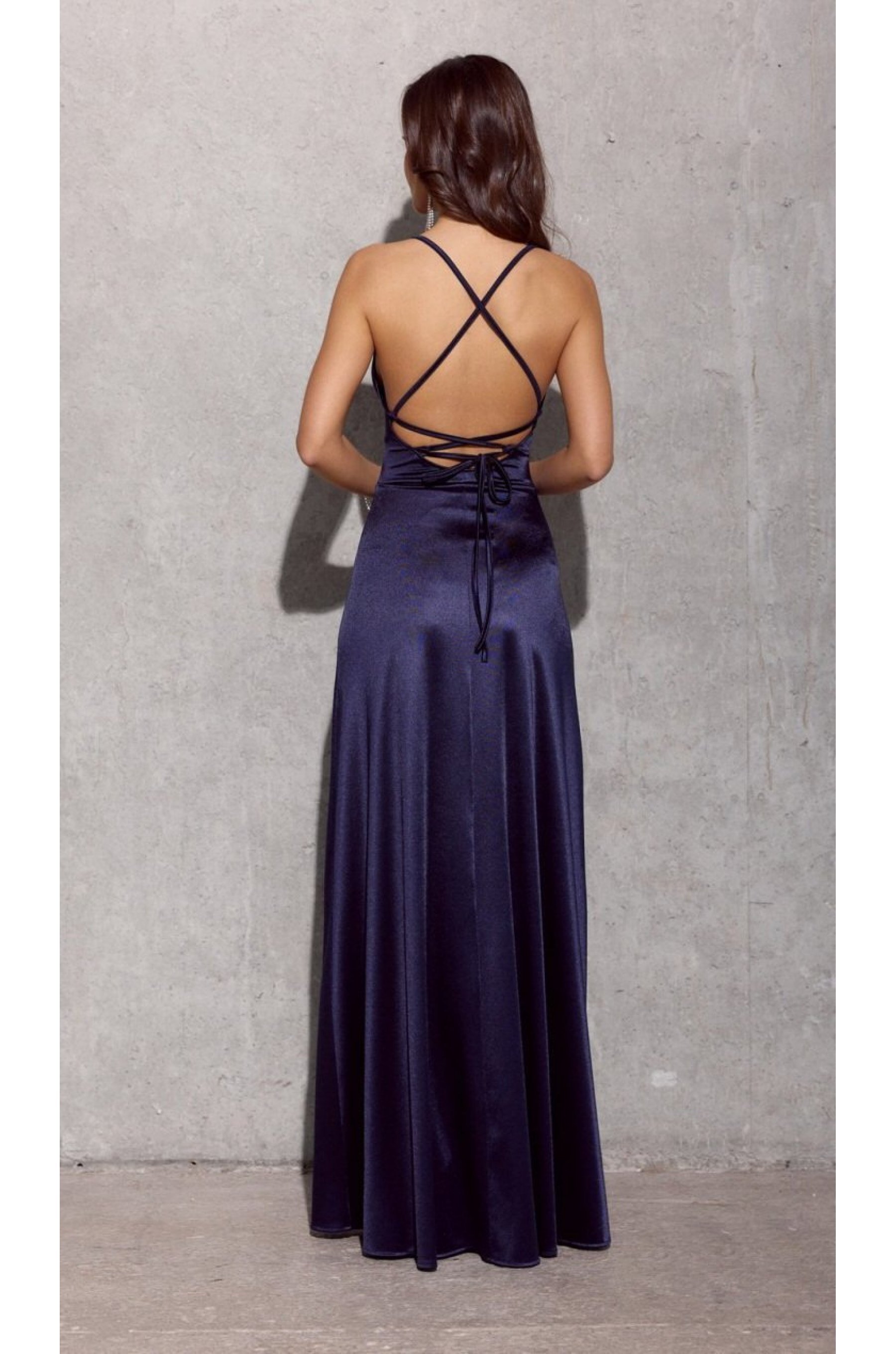 Rochie lunga din satin bleumarin petrecuta cu spatele gol AlessandraR ...