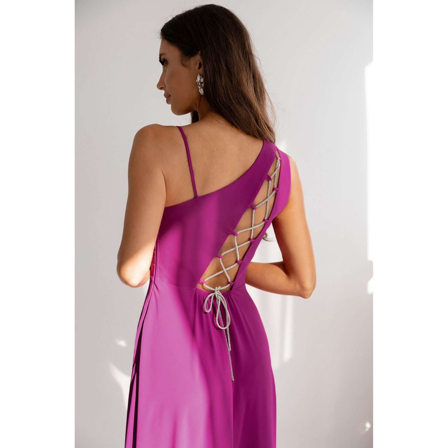 Rochie de ocazie lunga roz magenta cu un umar gol vaporoasa Monako ...