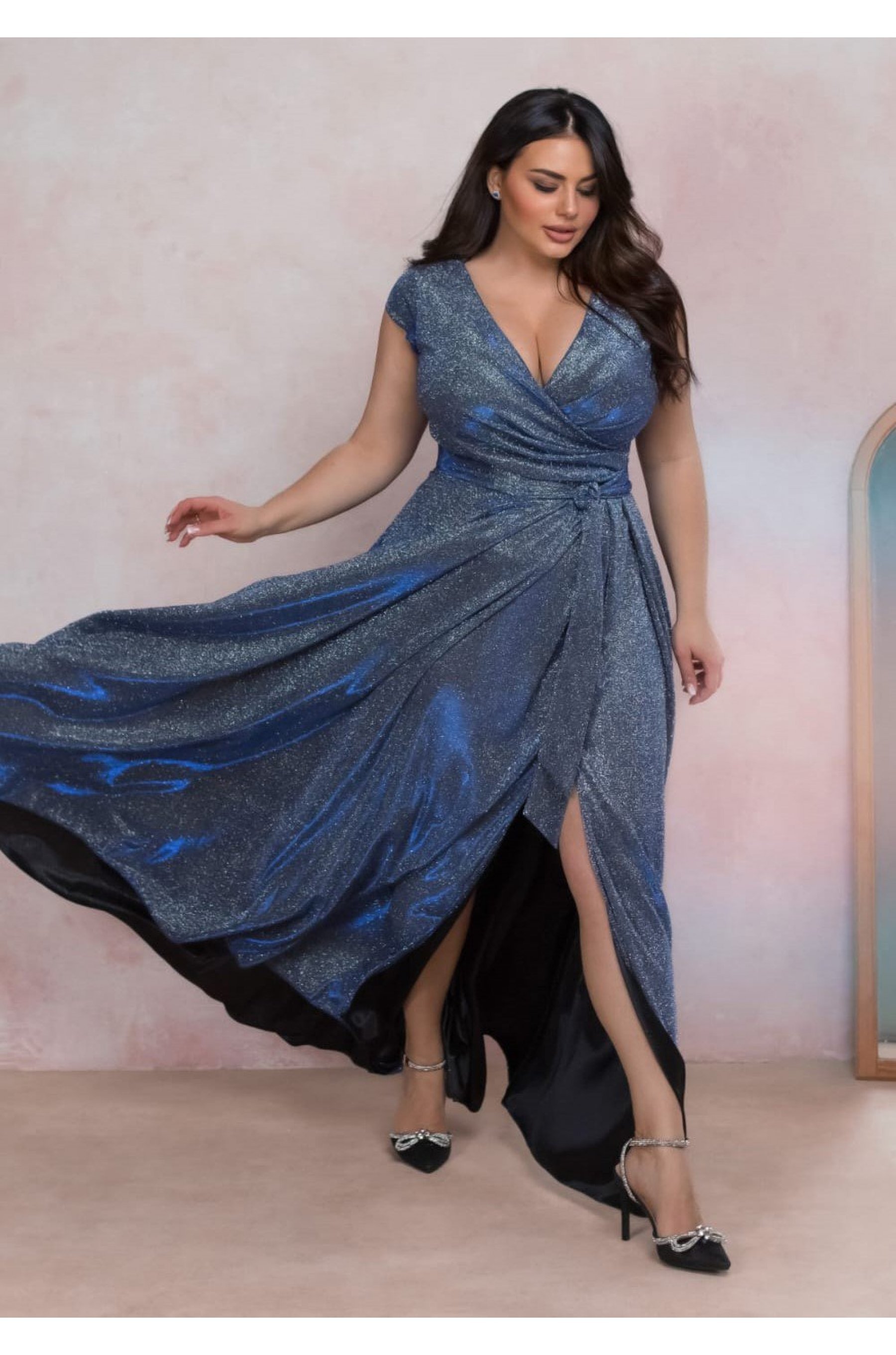 Rochie eleganta in marimi mari, lunga, glitter gri cu reflexii albastre ...