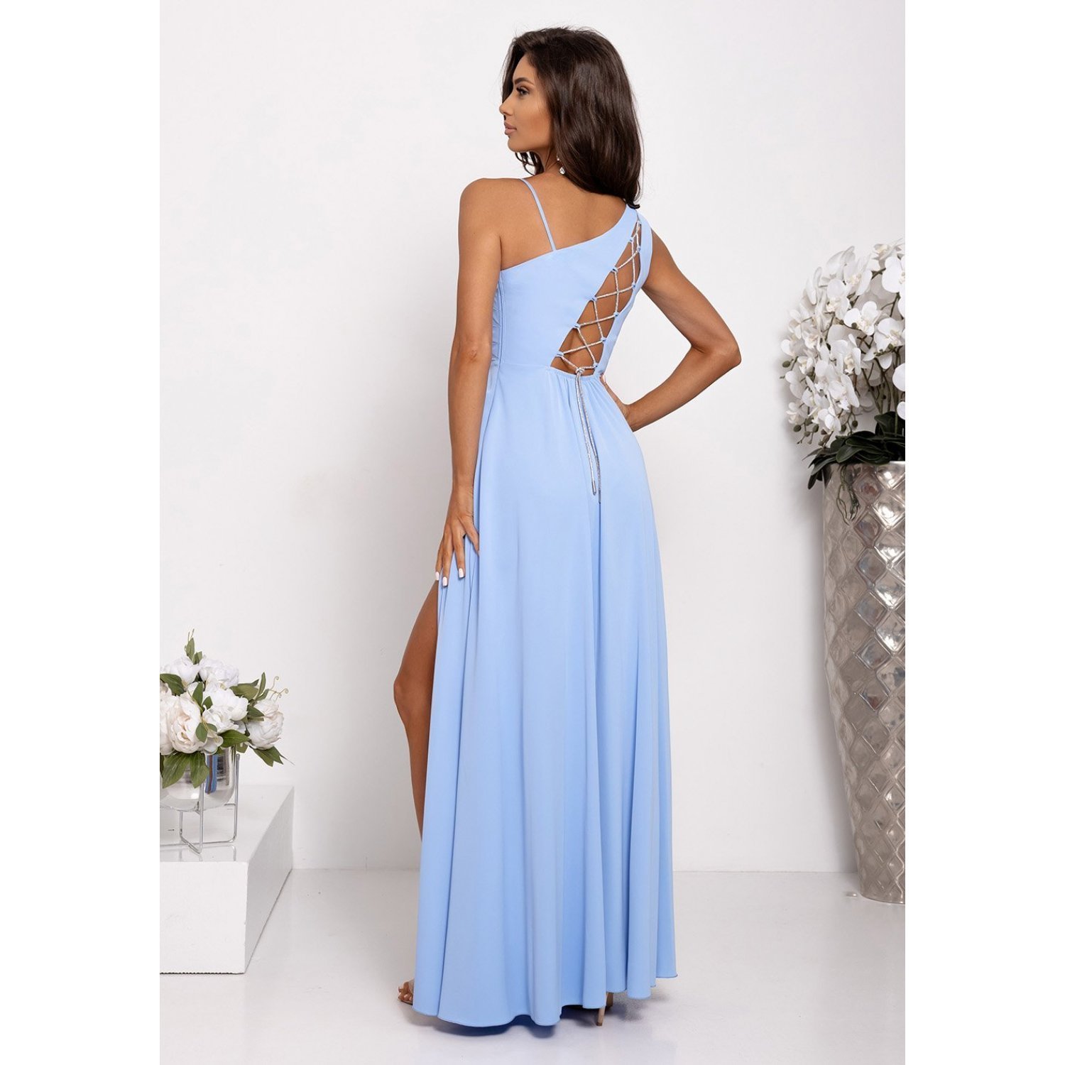 Rochie eleganta lunga baby blue cu un umar gol vaporoasa Monako ...