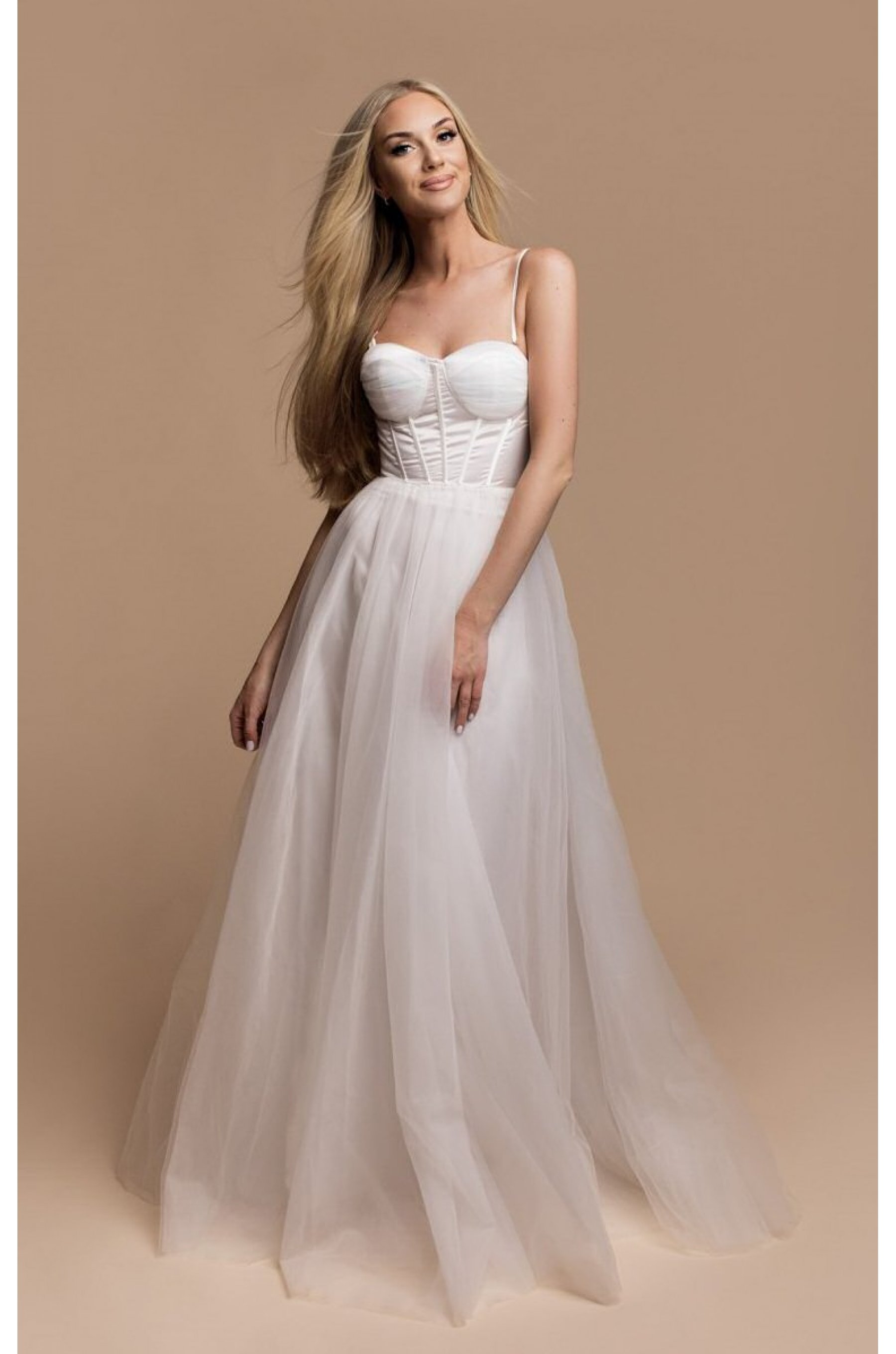 Rochie eleganta lunga, din satin si tulle, alba, cu corset, stil ...