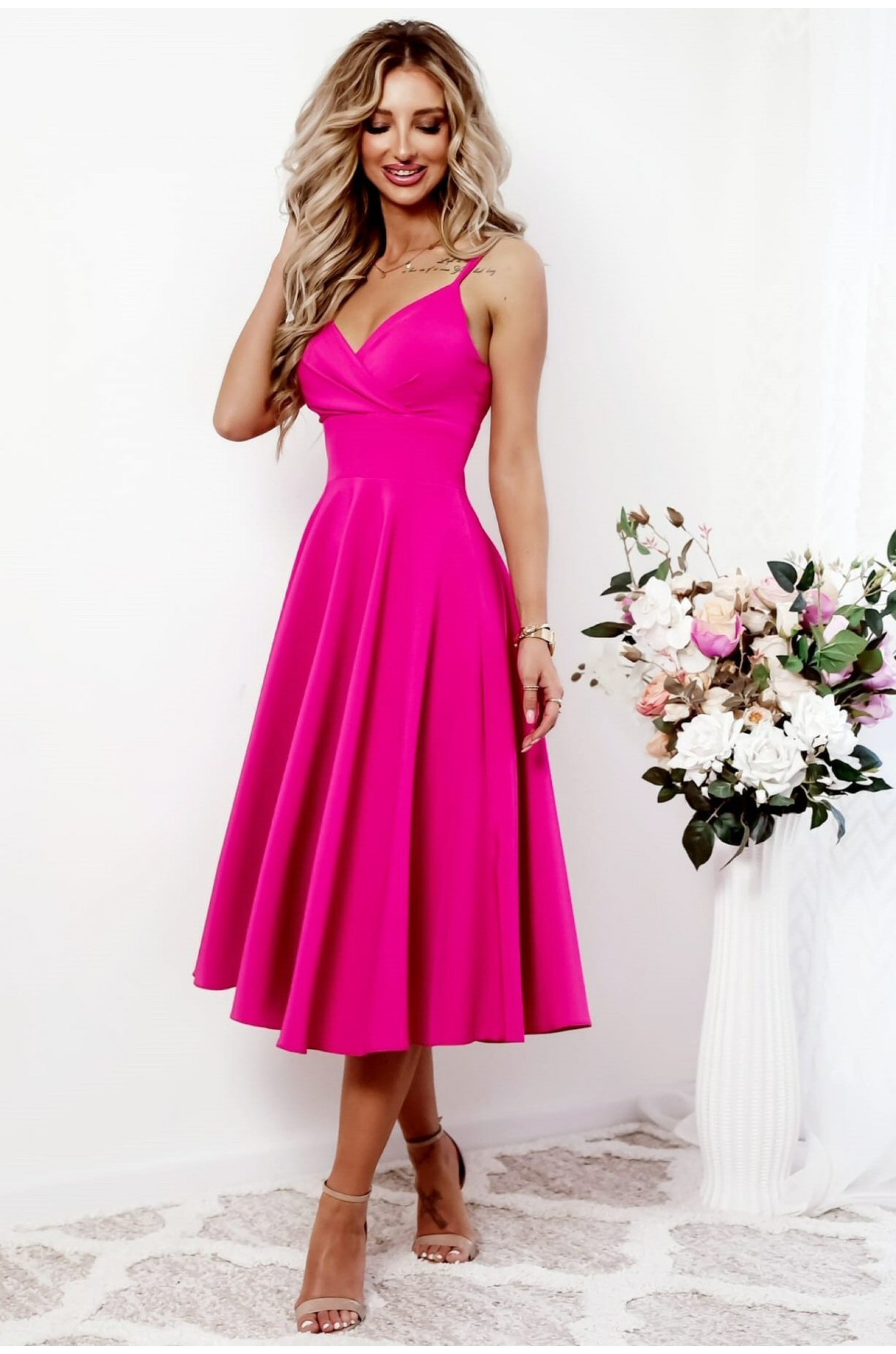 Rochie eleganta baby doll, midi, bumbac roz magenta, in clos, retro ...