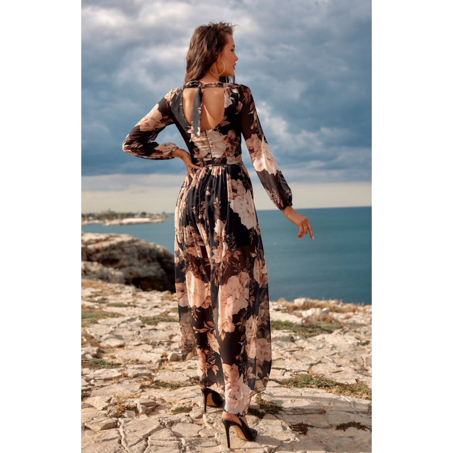 Rochie de vara lunga din voal neagra cu flori vaporoasa cu maneca lunga ...