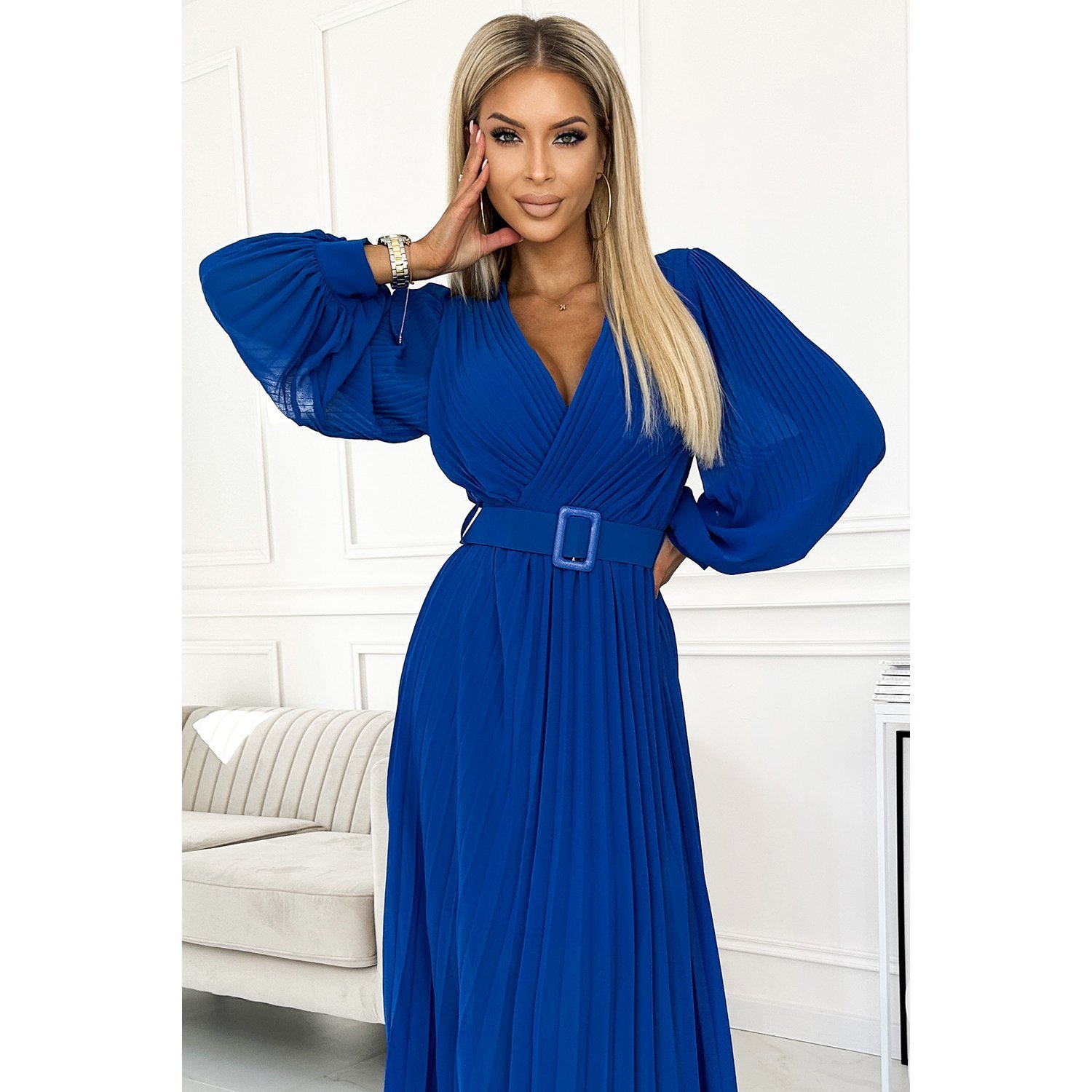 Rochie lunga albastra plisata din chiffon cu maneca lunga vaporoasa ...