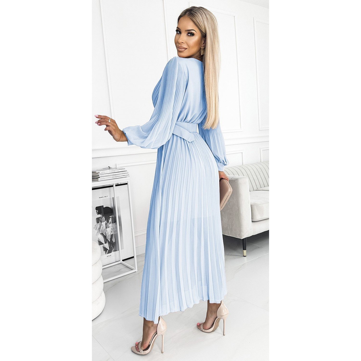 Rochie plisata lunga din voal chiffon bleu cu maneca lunga vaporoasa ...