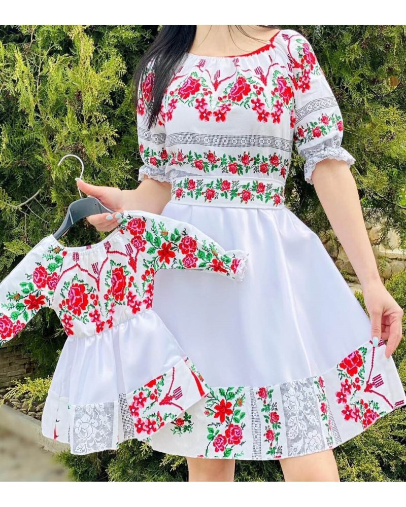 Rochii Traditionale | Preturi mici - JojoFashion.ro